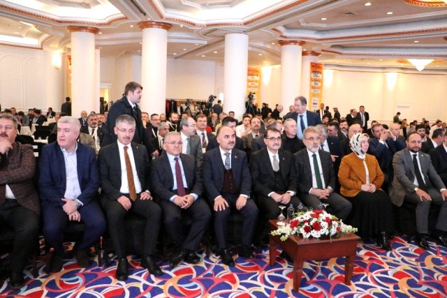 Bakan Dönmez: Güneş enerjisinde Türkiye çok büyük bir mesafe kat etti ... Bakan Dönmez: Güneş enerjisinde Türkiye çok büyük bir mesafe kat etti ...