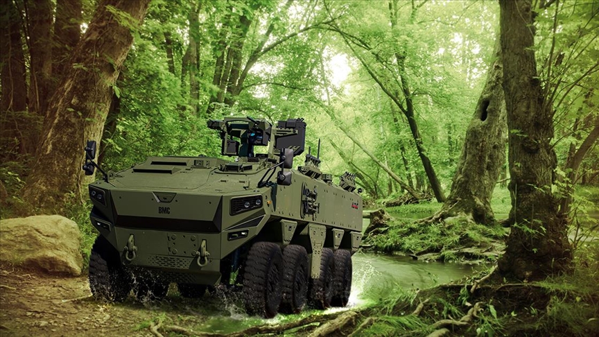 Türkiye'nin yeni zırhlı aracı Altuğ 8x8 göreve hazırlanıyor Türkiye'nin yeni zırhlı aracı Altuğ 8x8 göreve hazırlanıyor